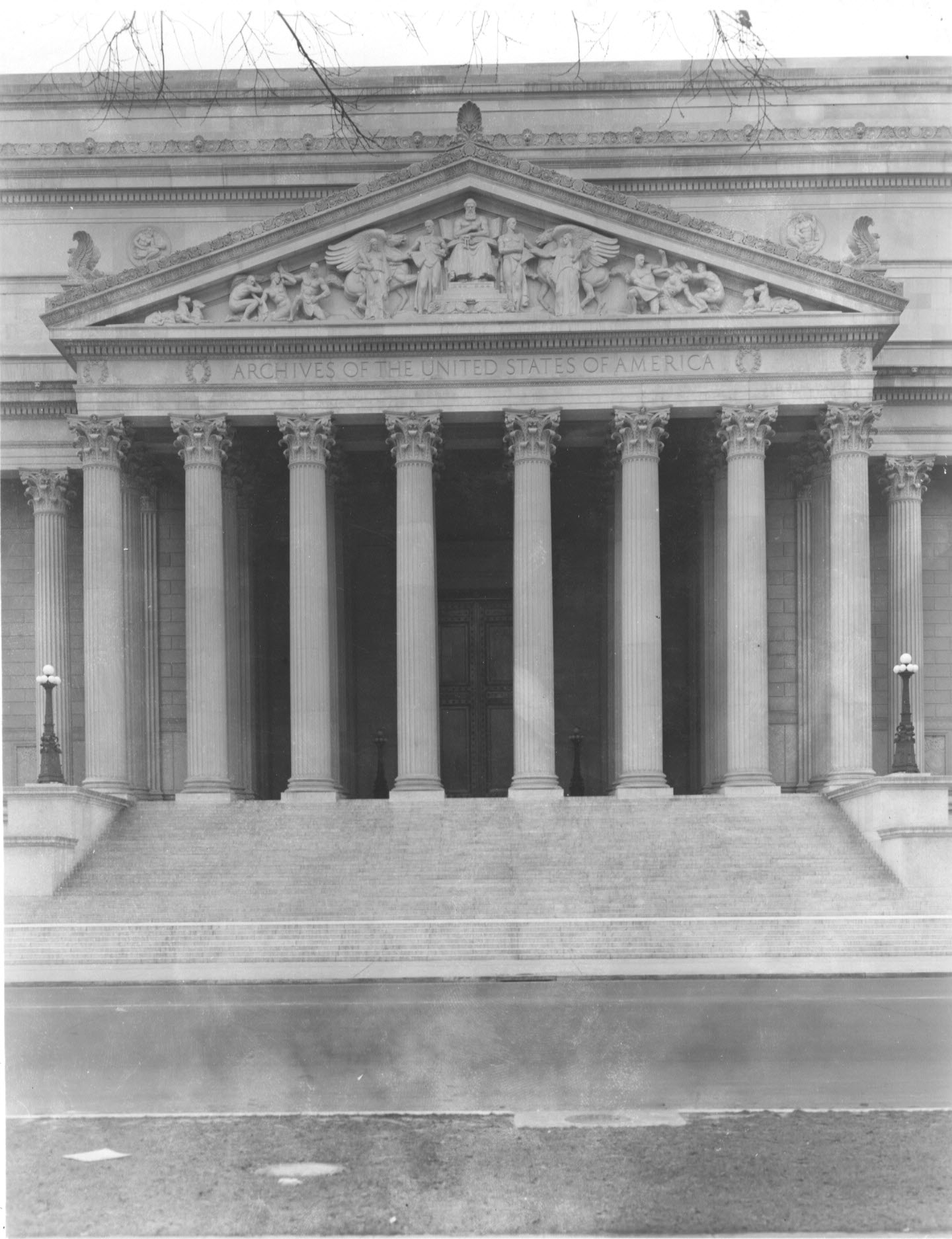 Symbols of Significance: The Pediments of the National Archives ...