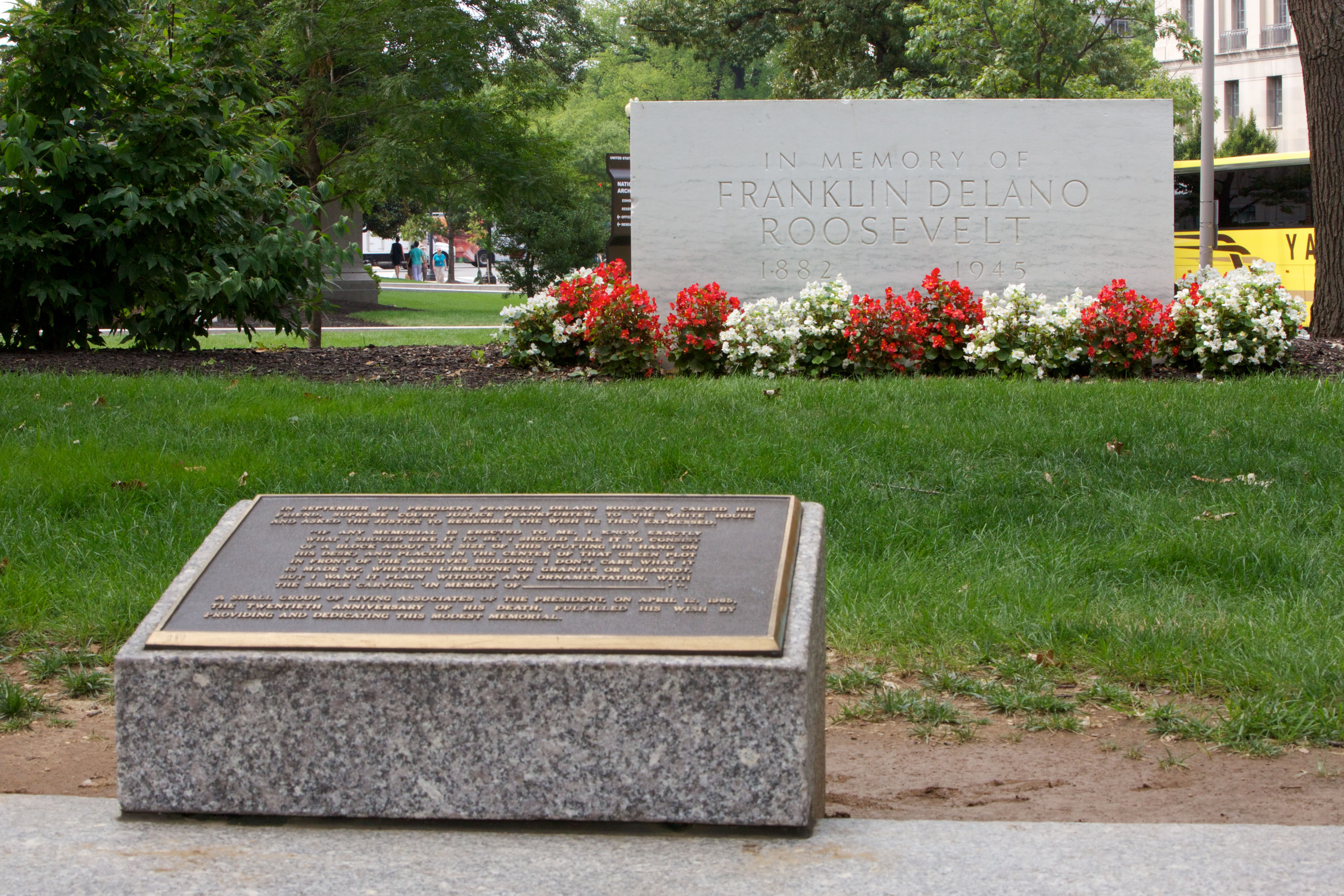 The other FDR Memorial – Pieces of History